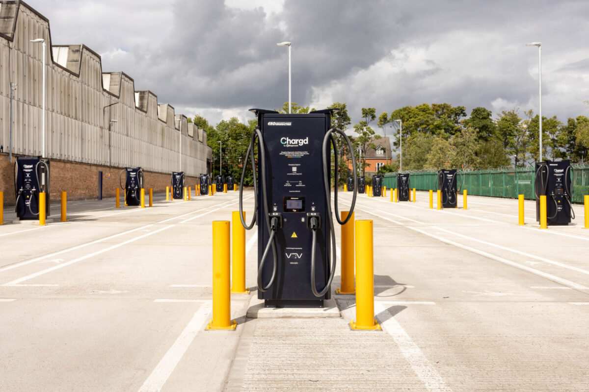 Stagecoach launches Chargd commercial EV charging network from bus ...
