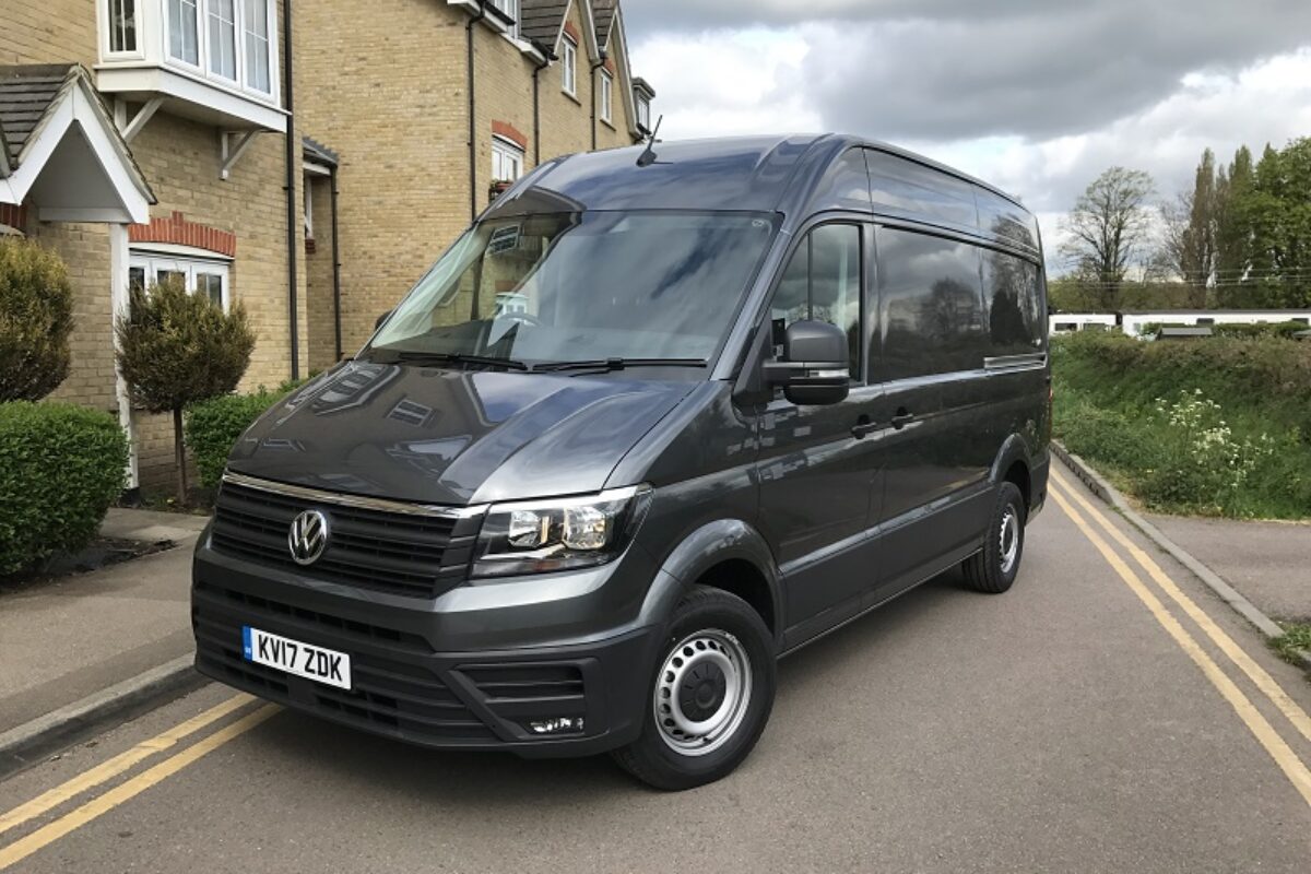 VW Crafter Trendline CR35 MWB 2.0 TDI 140PS panel van review | Business ...